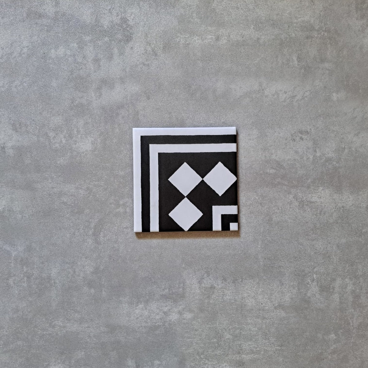 Manor MINI Monochrome CORNER 15cm x 15cm — Fayrouz Tile and Stone