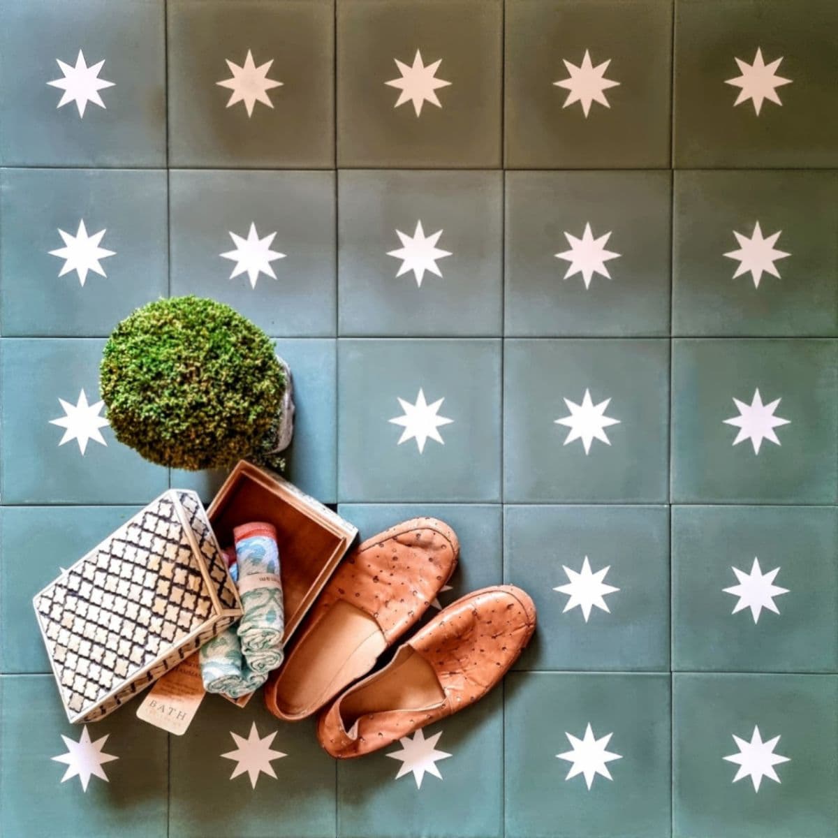 Supernova Decor Green 20cm x 20cm — Fayrouz Tile and Stone